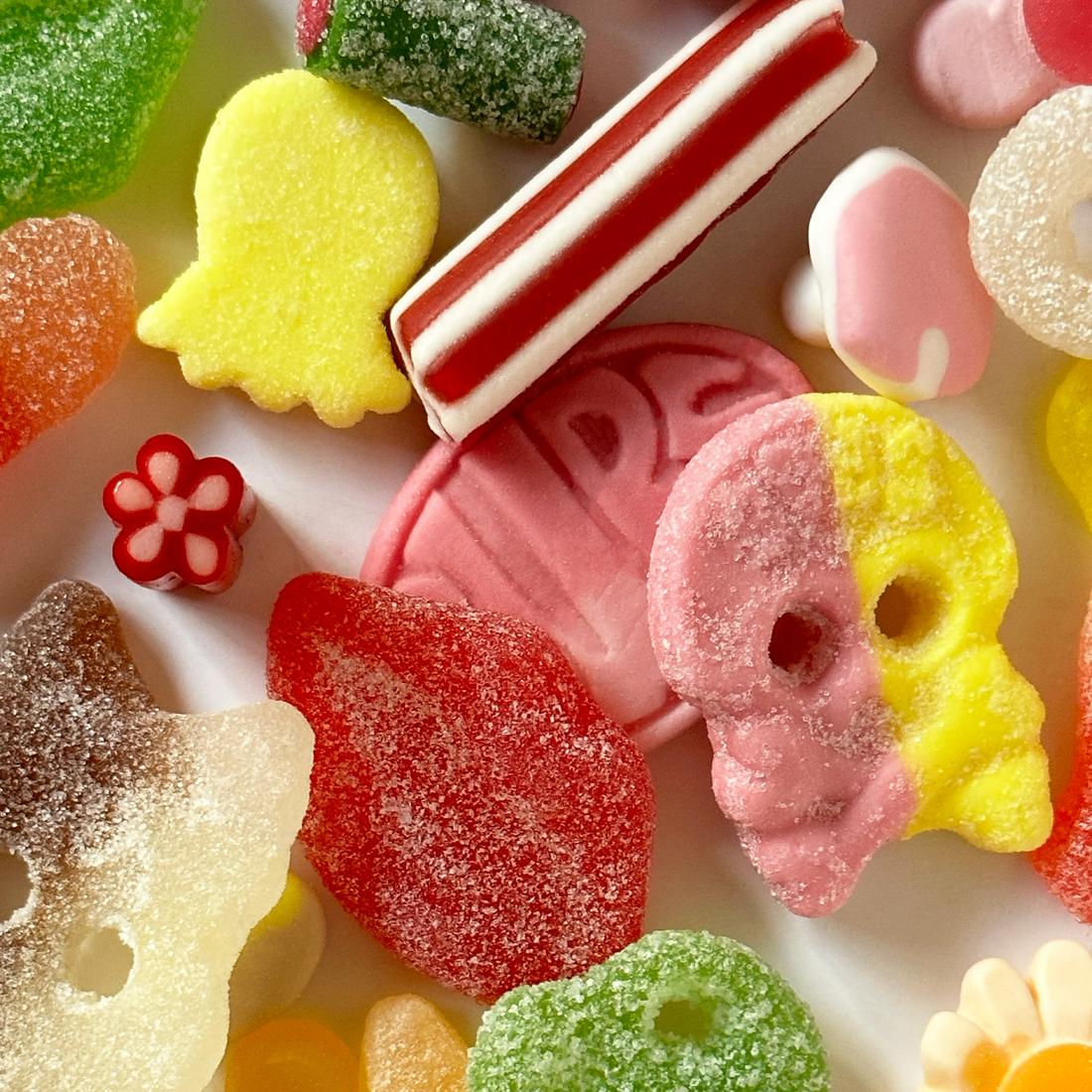 Sweet and Sour Candy Mix – SOCKERBIT